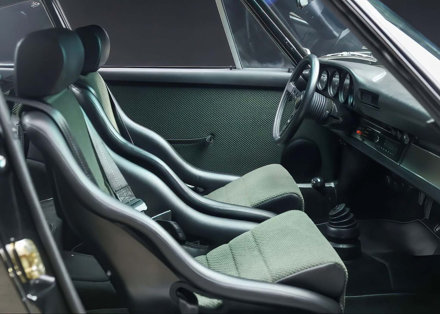 Backdating the Porsche 911 Porsche backdating Outlaws & restomods