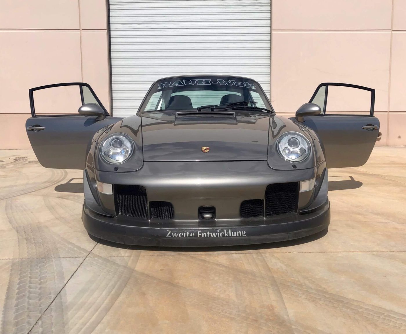 Porsche Of The Day: 1995 Porsche 993 RWB