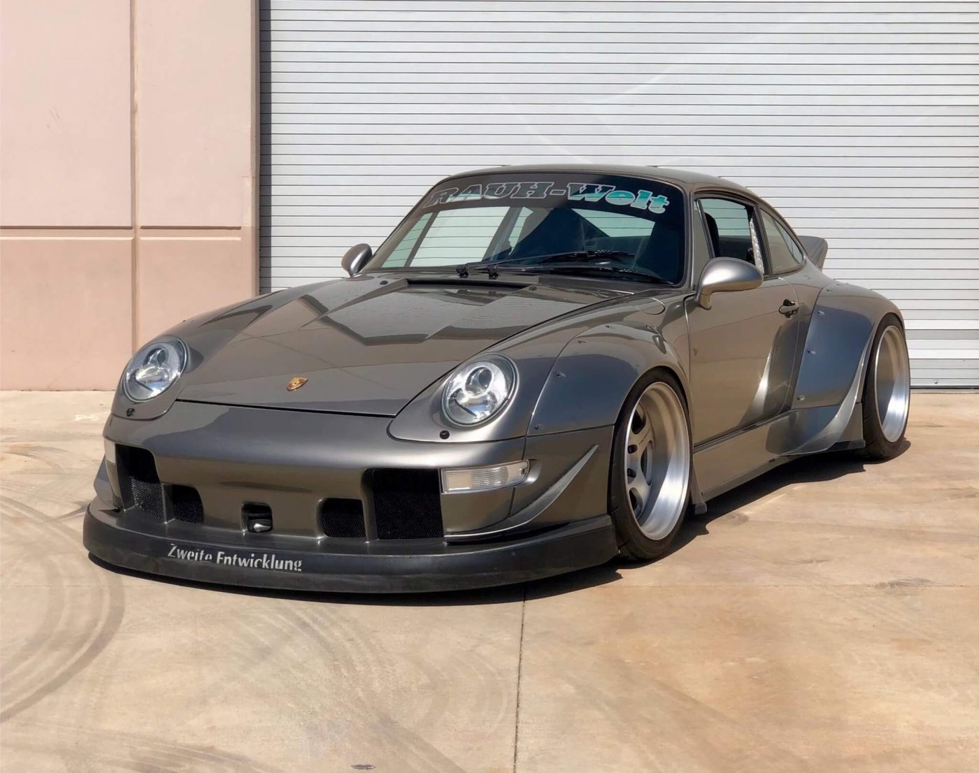 Porsche Of The Day: 1995 Porsche 993 RWB