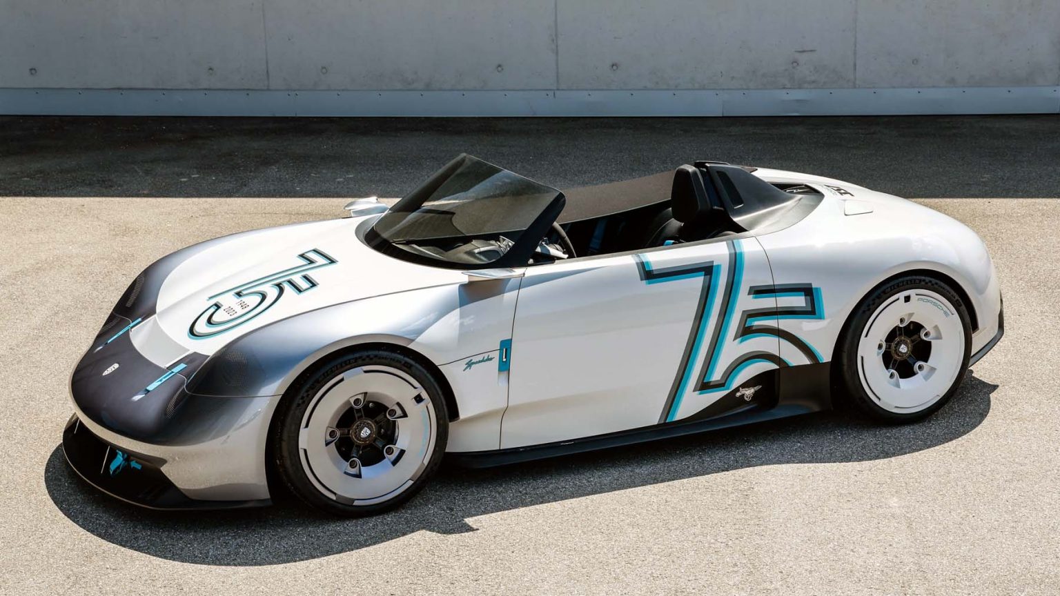 Porsche Vision 357 Speedster: purism meets e-performance