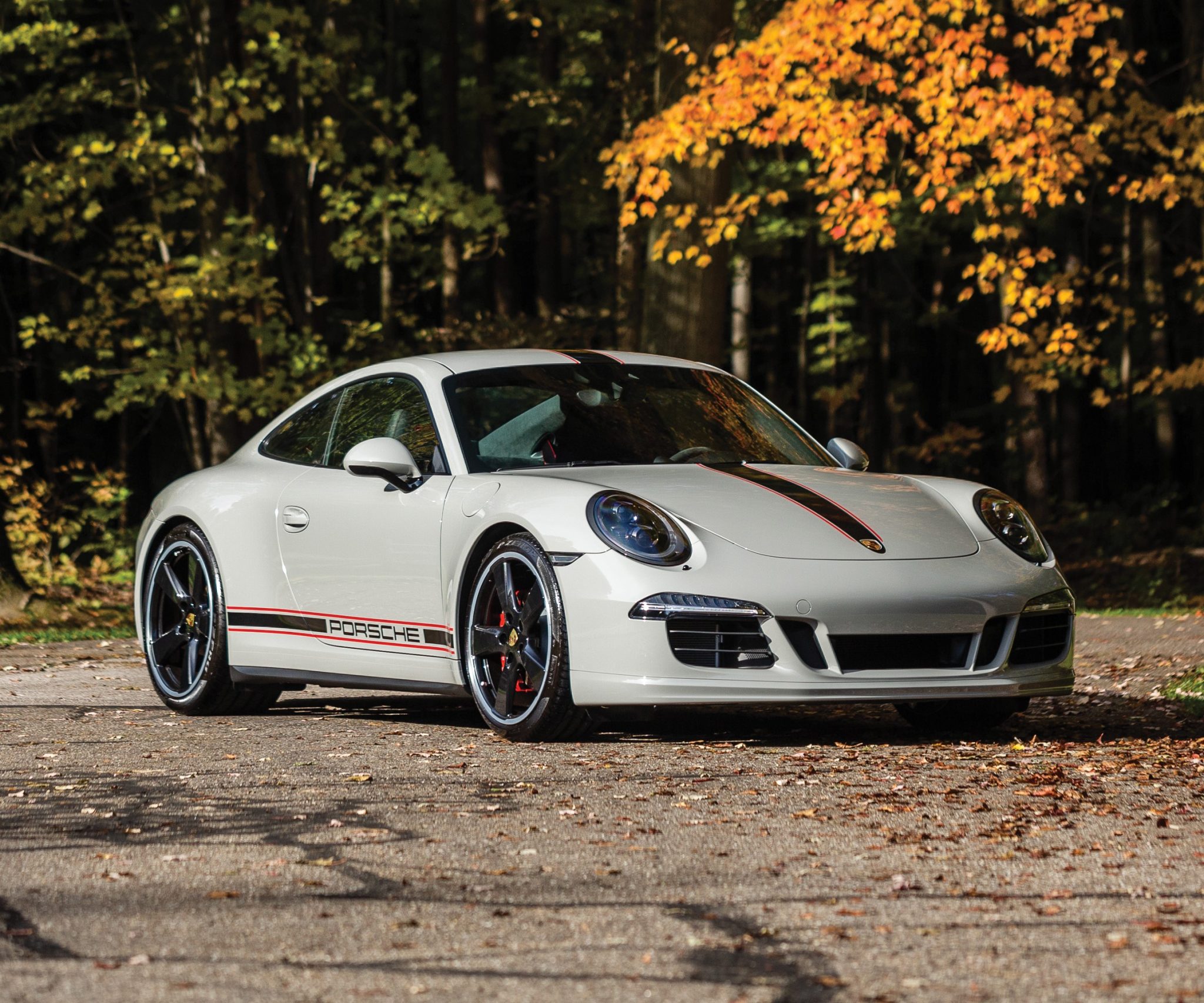 Porsche Of The Day: 2016 Porsche 911 Carrera GTS Rennsport Reunion Edition