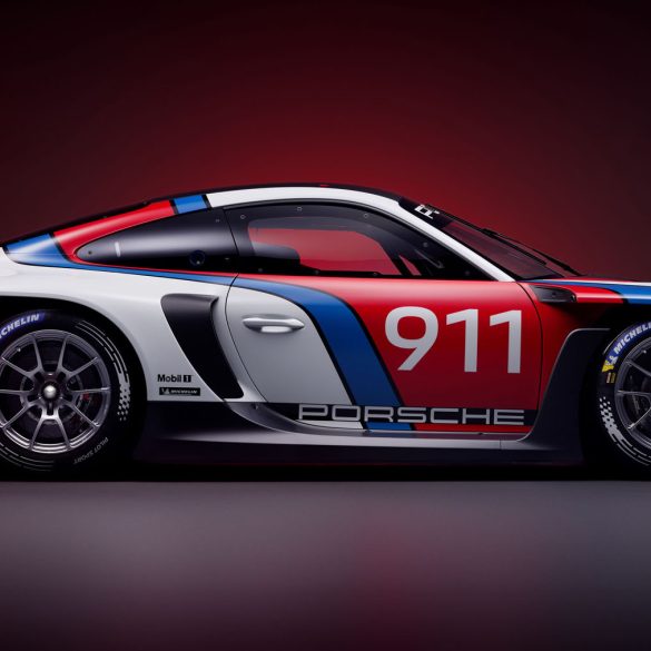 Rennsport VII: Icons of Porsche