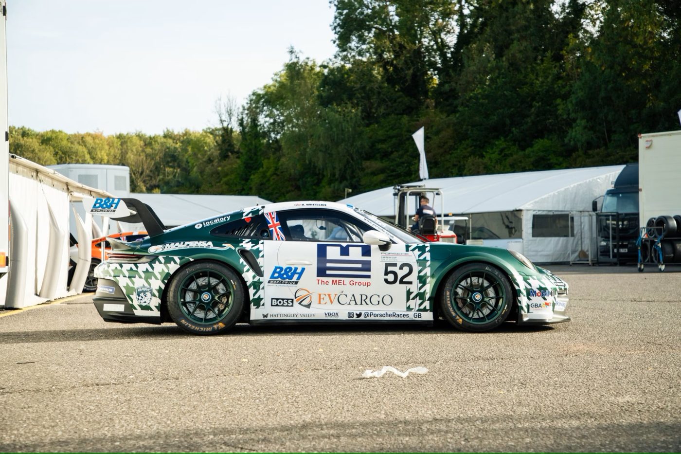 FOR SALE: 2022 Porsche 911 (992) GT3 Cup