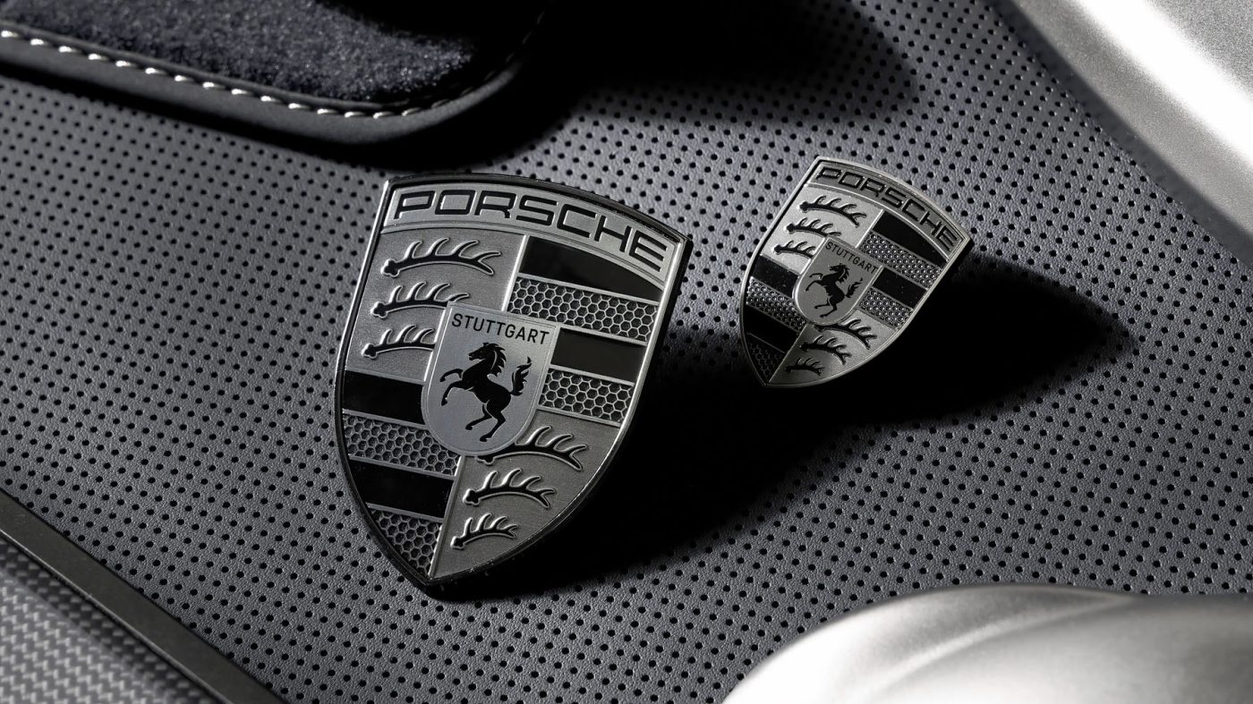 New Turbo Porsche crest revealed