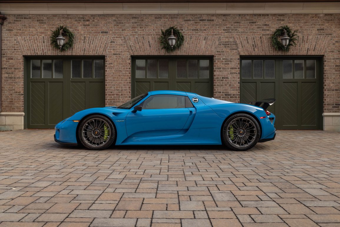 FOR SALE: Paint-To-Sample Mexico Blue 2015 Porsche 918 Spyder Heading ...