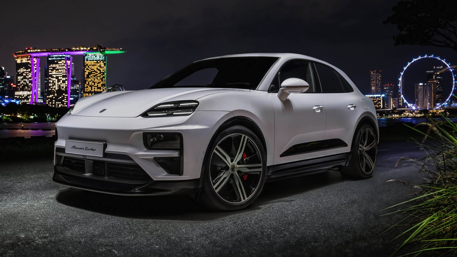 New Macan revealed