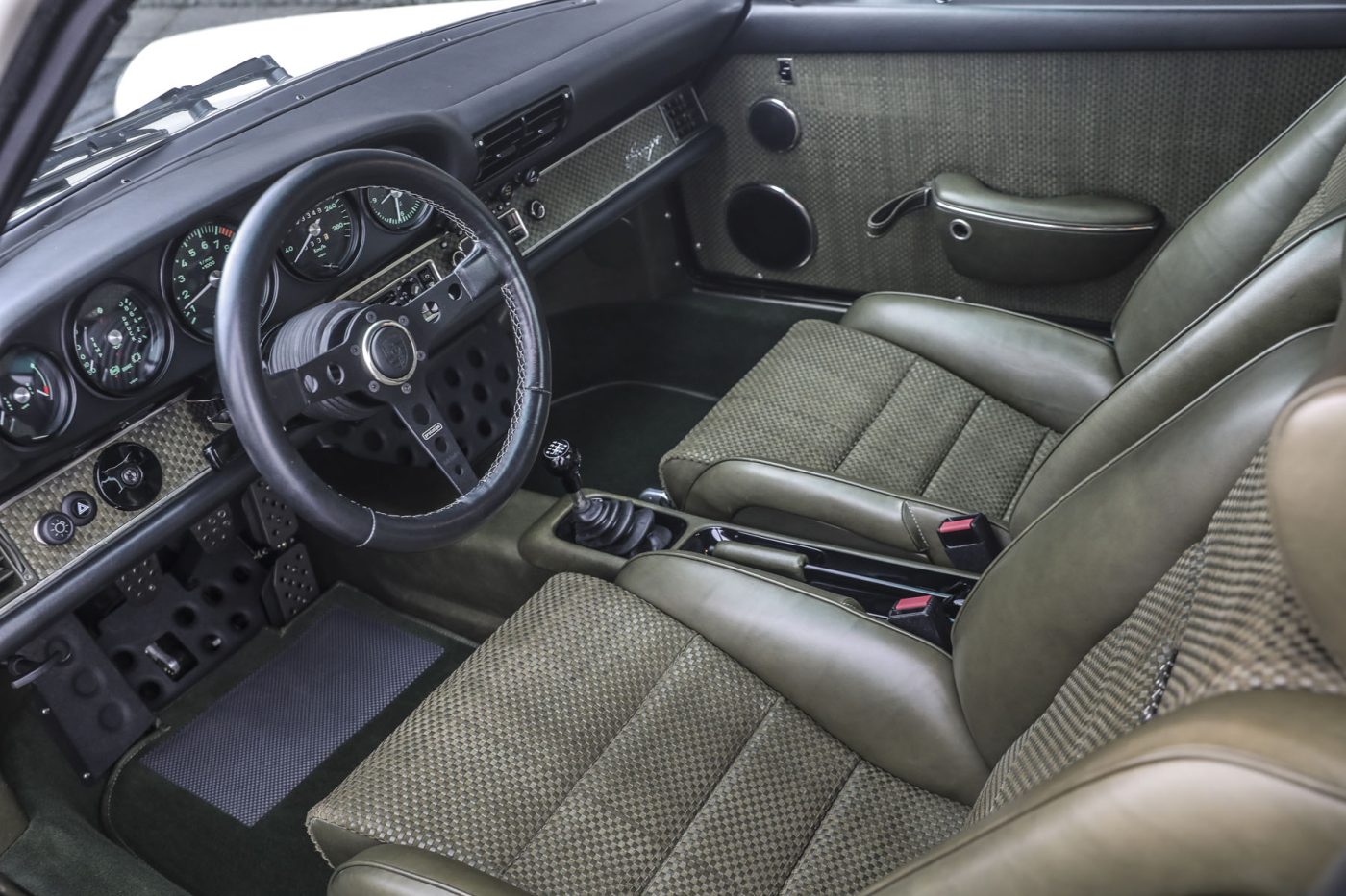 1990 Porsche 964 Carrera 4 Reimagined by Singer