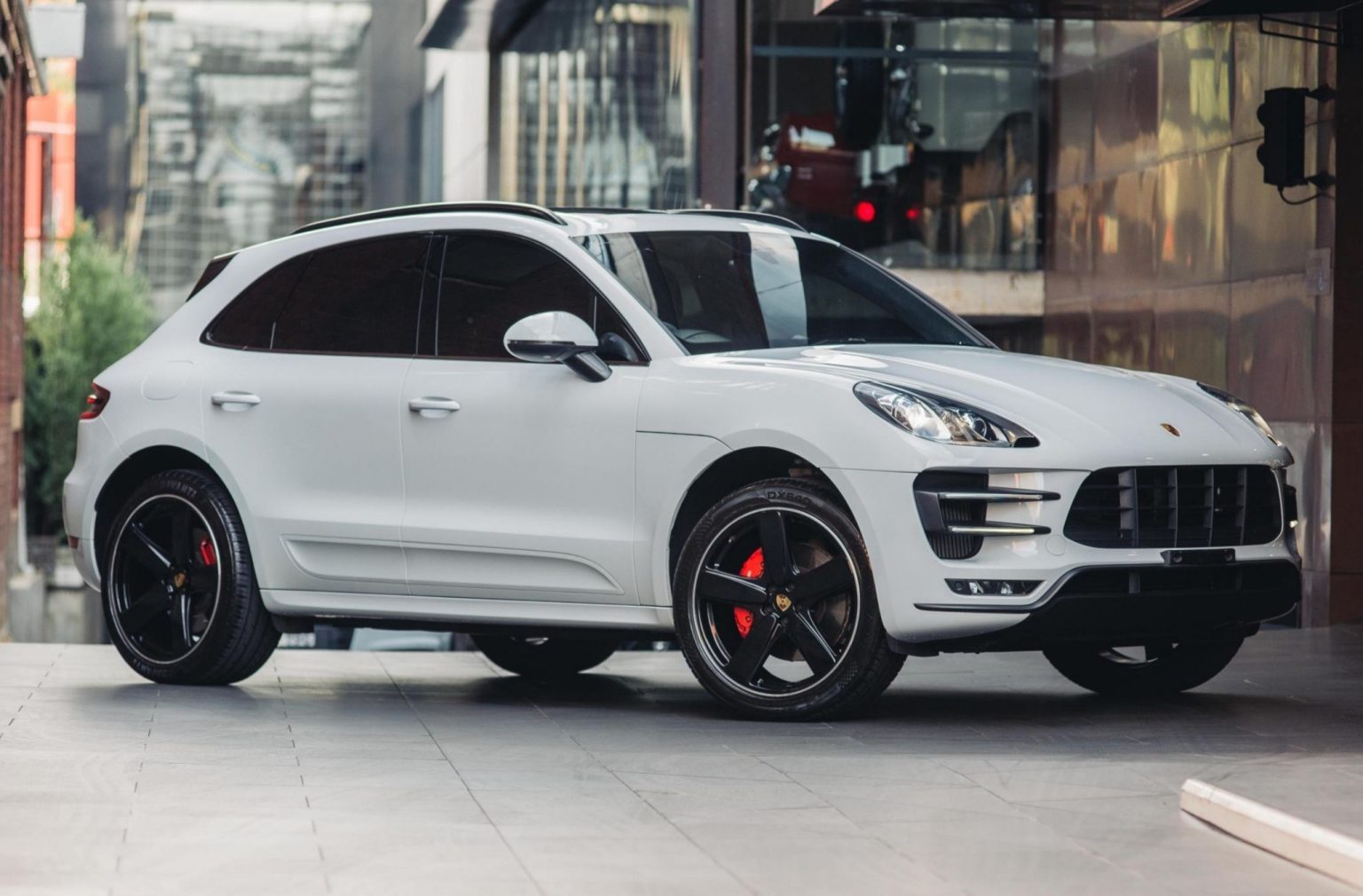 Porsche Macan Option & Equipment Codes