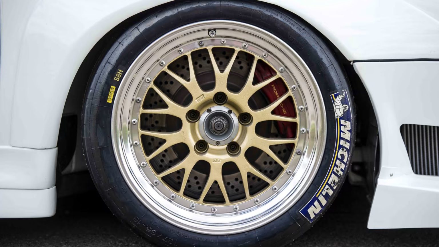 Porsche Of The Day: 1996 Porsche 911 GT2 Evo