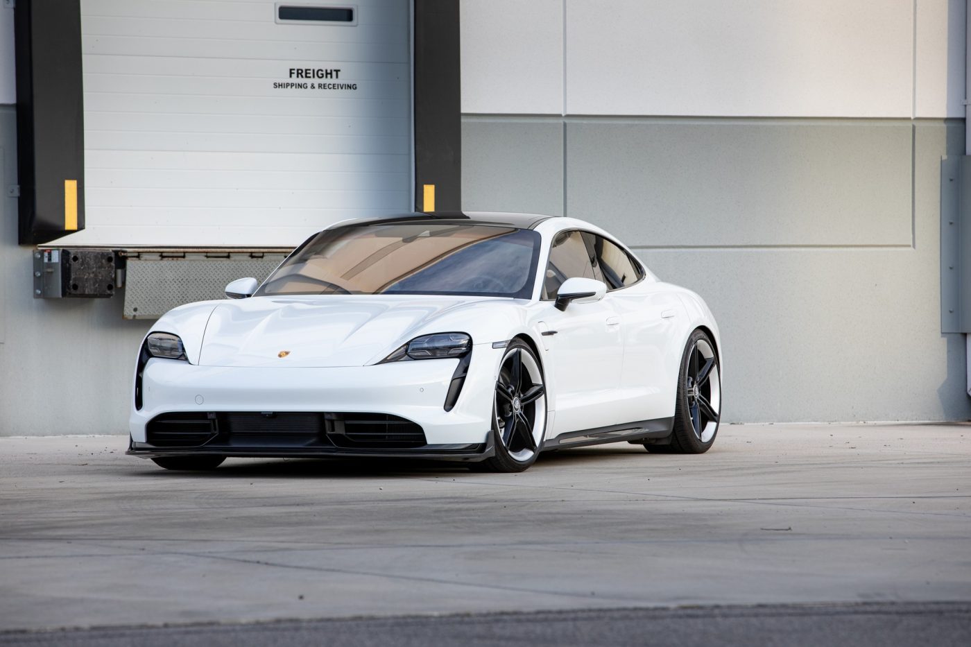 Elevated Looks: Taycan Turbo by Flat 6 Motorsports
