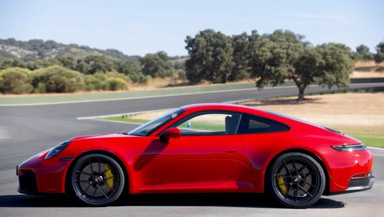 What It's Like To Drive The New Porsche 911 GTS T-Hybrid
