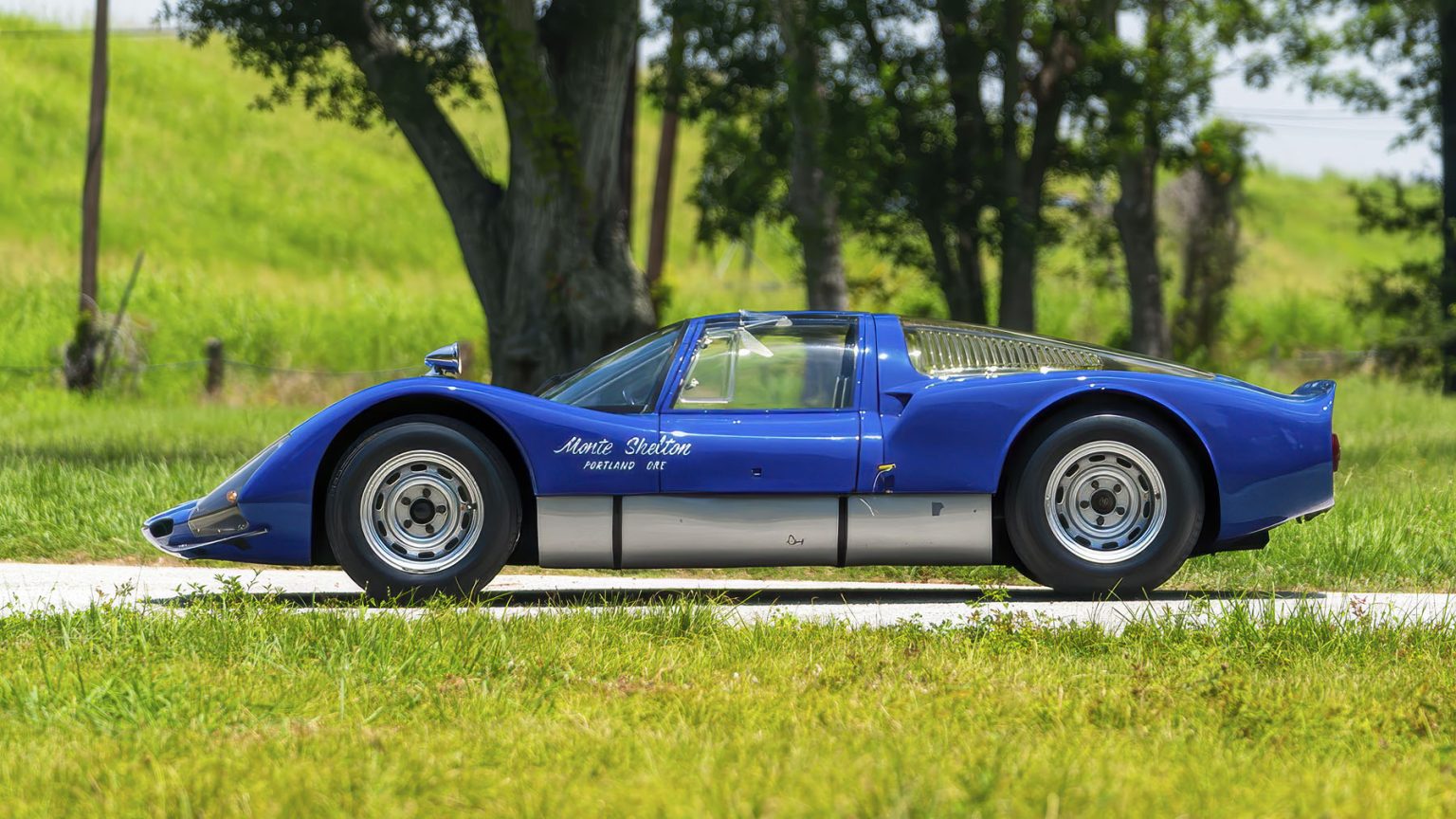 FOR SALE: 1966 Porsche 906 Carrera 6