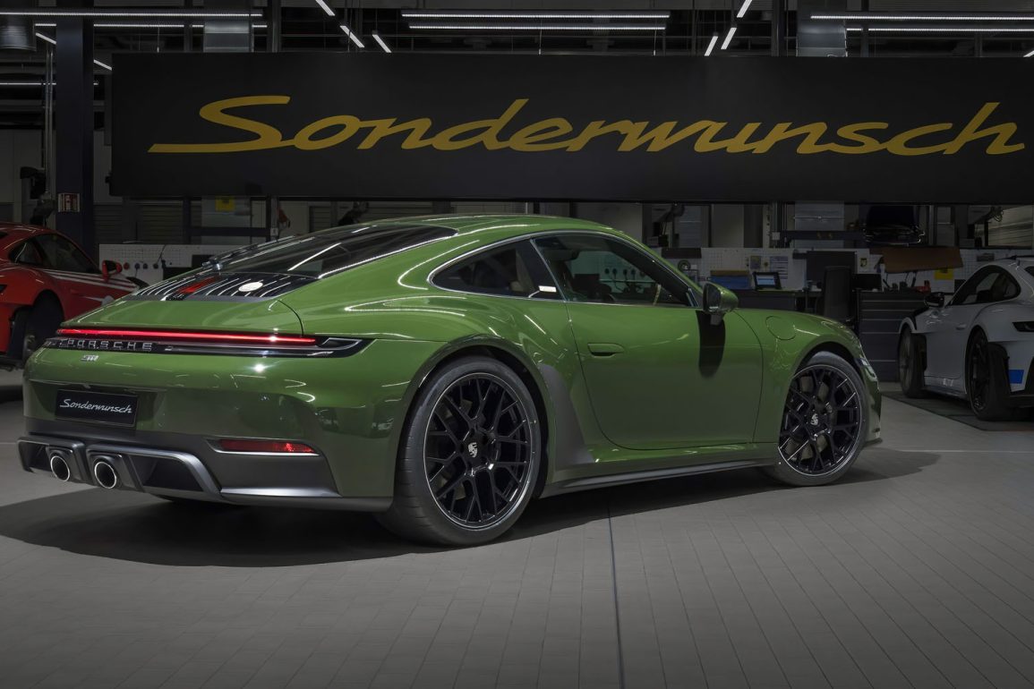 Porsche Vision 357 Speedster: purism meets e-performance
