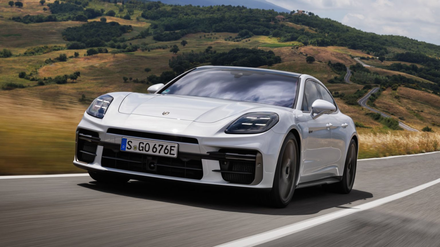 202 MPH Panamera GTS announced!