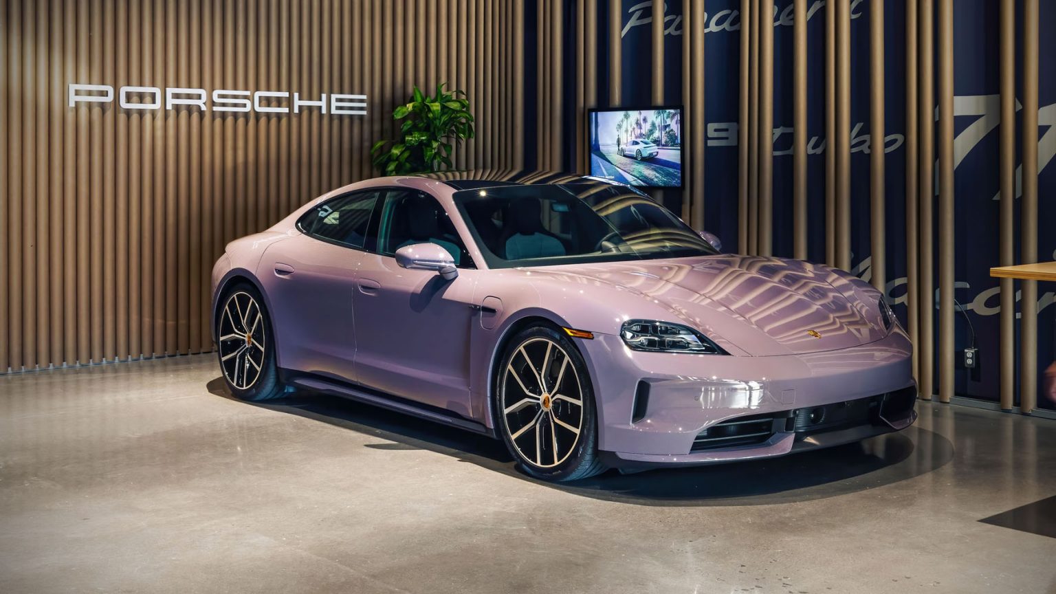 Porsche NOW Pop-Ups blend dealership and boutique experience