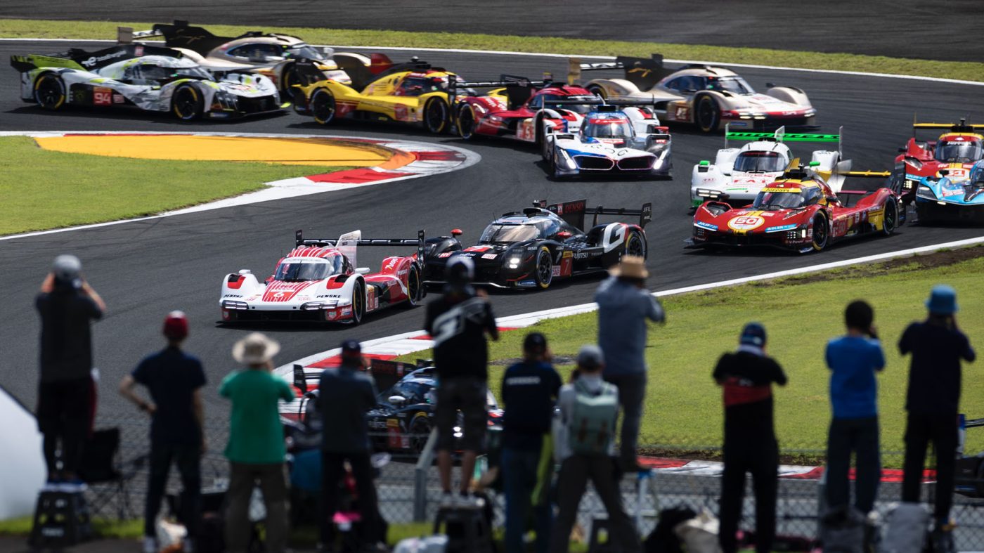 Porsche wins in Japan