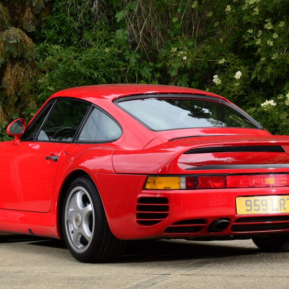 Porsche 959 - Ultimate Model Guide