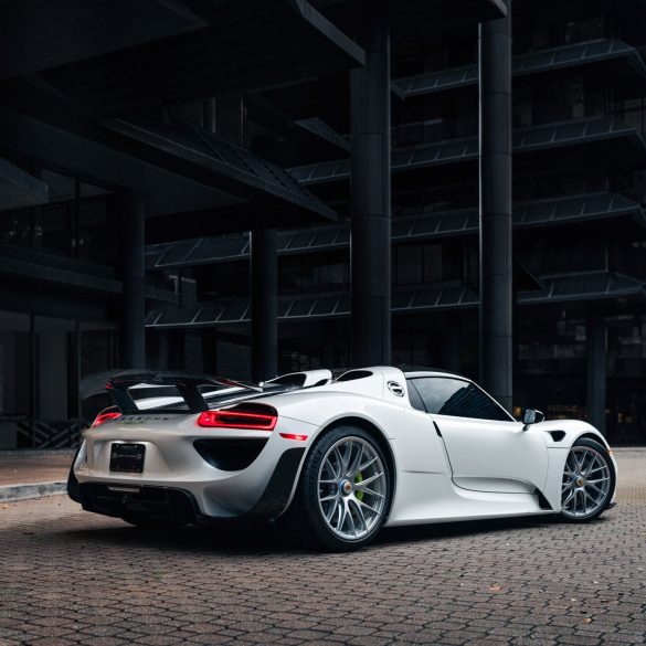 Porsche 918 - Ultimate Model Guide