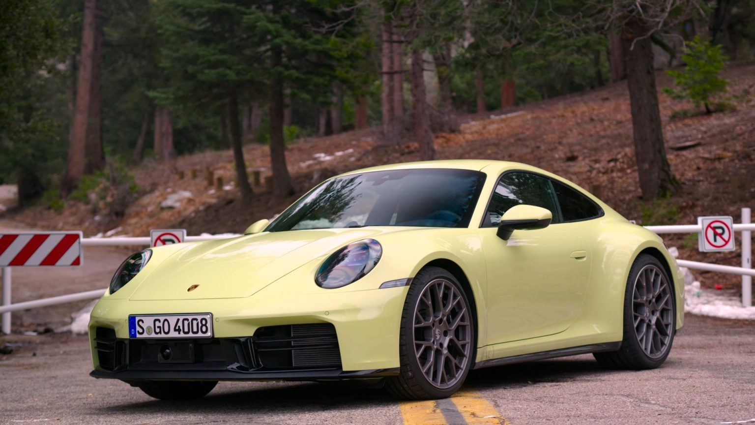 Porsche 992.2 Carrera S Review by savagegeese
