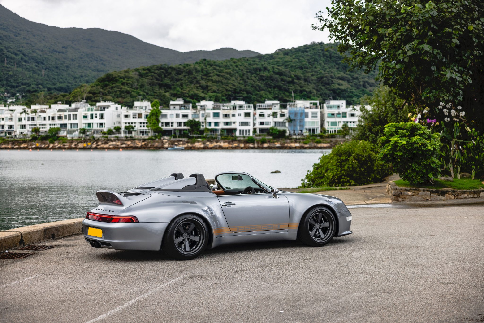 FOR SALE: Rare RHD Gunther Werks 993 Speedster for Sale