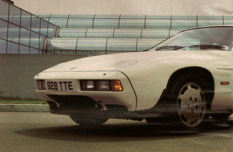 White Wonder - Porsche 928 S Gen. 2