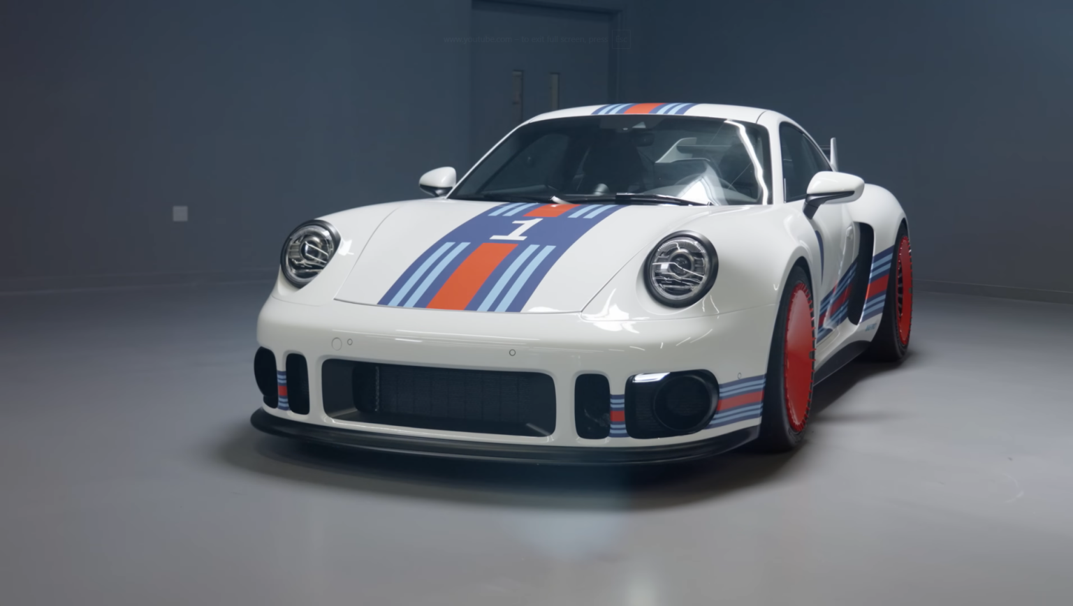 VIDEO: Checkout this Retro-Inspired Modern 911