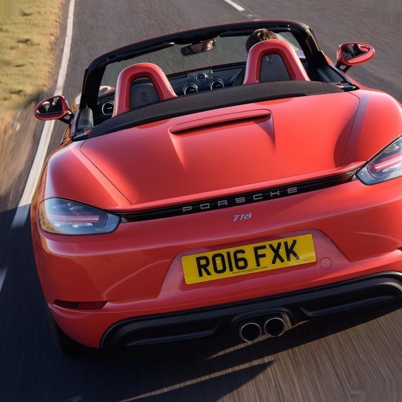 2017 Porsche 718 Boxster - Pictures & Gallery