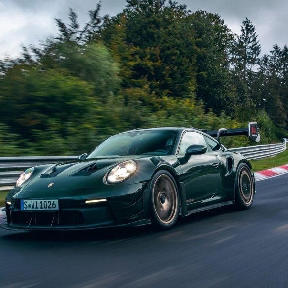 Porsche 911 GT3 RS with Manthey Kit (2025) - Pictures & Gallery