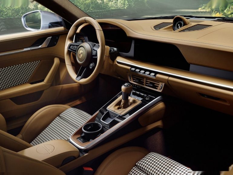 Porsche 911 GT3 Touring Ocelot (2025) - Pictures & Gallery
