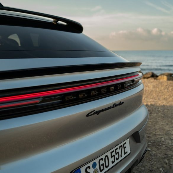 2024 Porsche Cayenne Turbo E-Hybrid Coupe - Pictures & Gallery