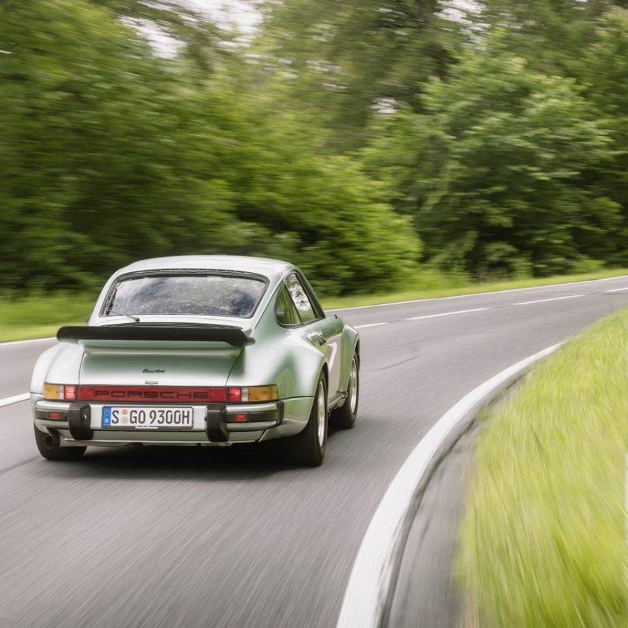 Porsche 911 Turbo 3.0 Coupe (1975) - Pictures & Gallery