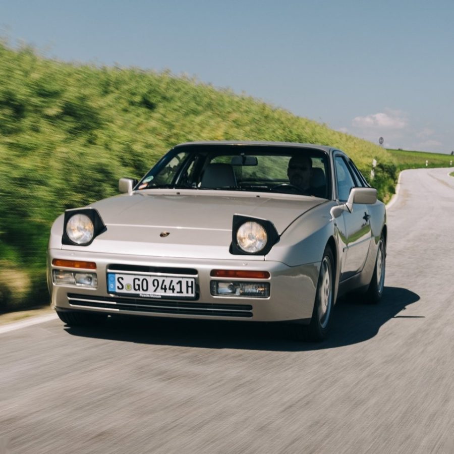 Porsche 944 Turbo Coupe (1989) - Pictures & Gallery