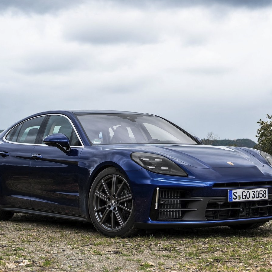 Porsche Mission X (2023)