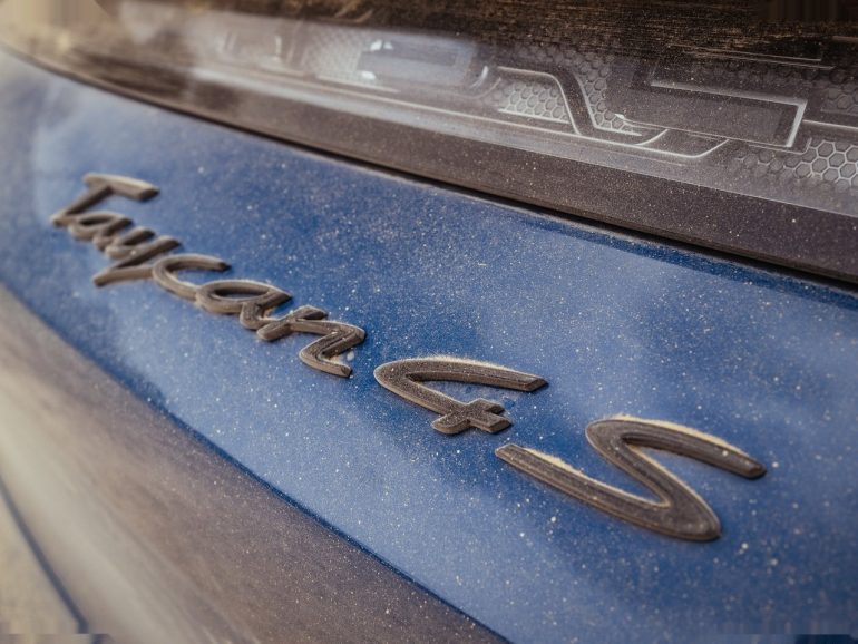 2022 Porsche Taycan 4S Cross Turismo - Pictures & Gallery