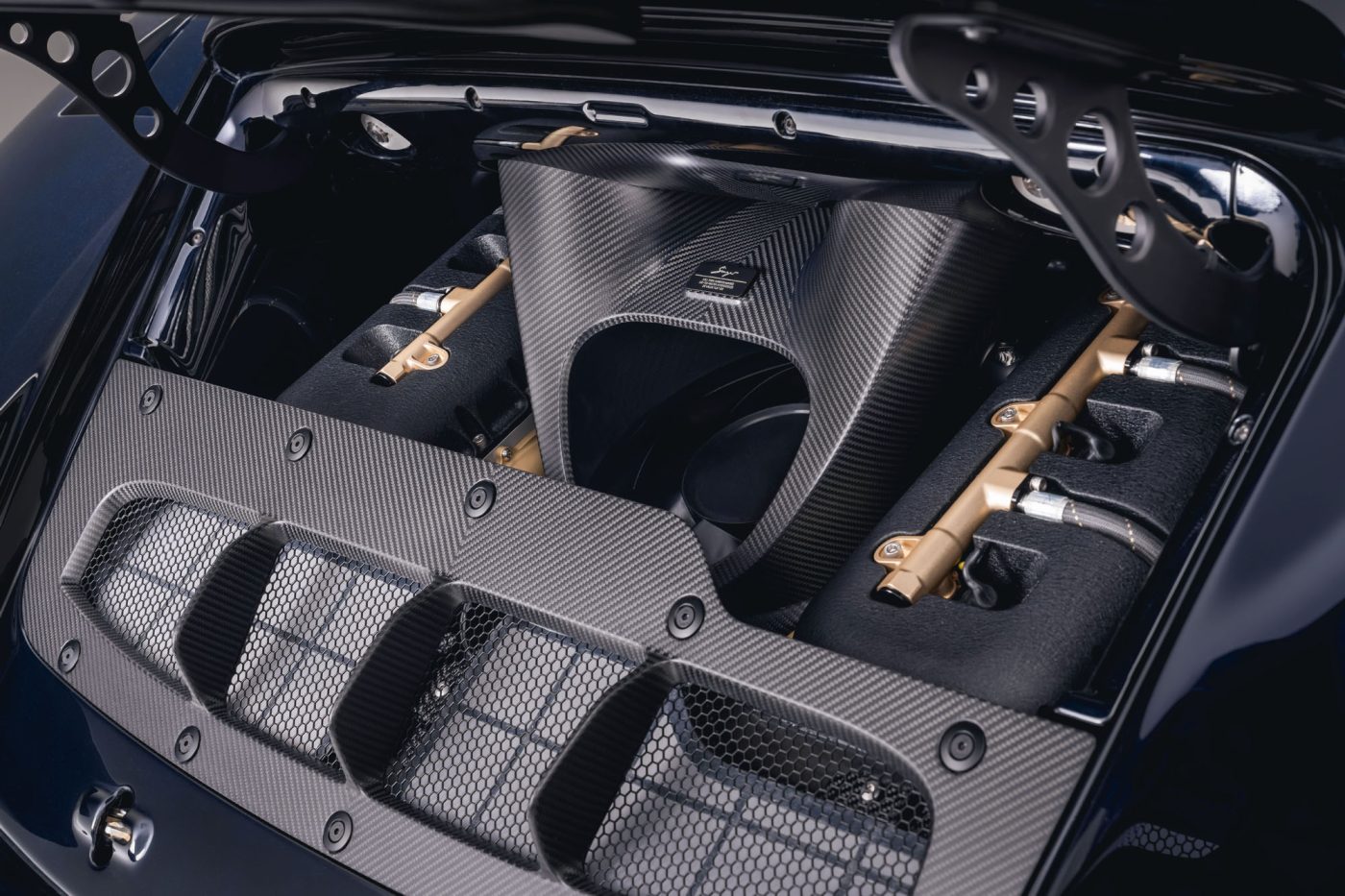 Singer Presents the “Sorcerer”