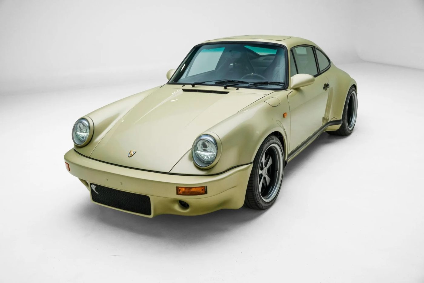FOR SALE: 1987 Porsche 911 Carrera Coupe 3.4L G50 - RUF Goldfinger